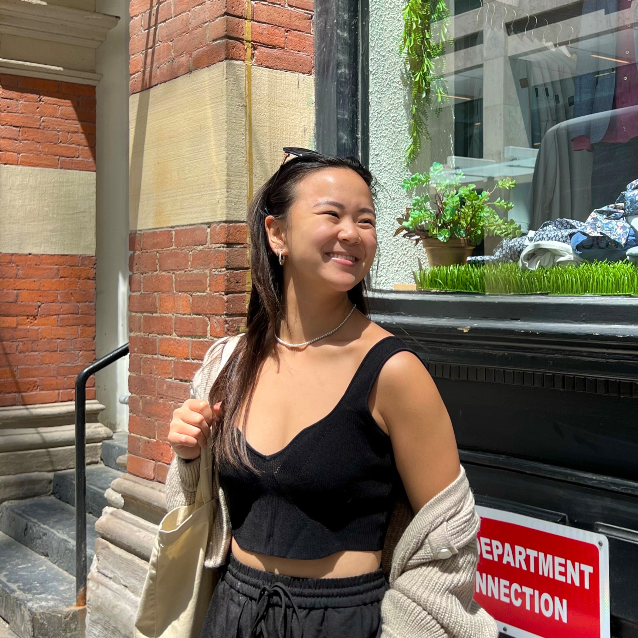 How Linda Sun gets Copyright Free Music